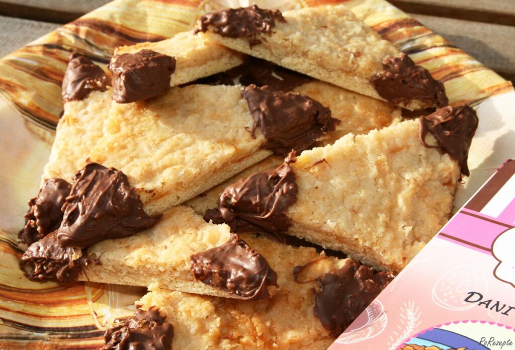 Nussecken - RoRezepte